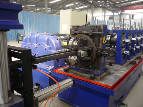 Interchangeable c And z Purlins Roll Forming Machine / Sheet Metal ...